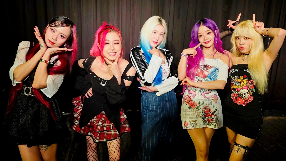 Rolling Quartz lança novo single, “Masquerade” - ASIANBREAK